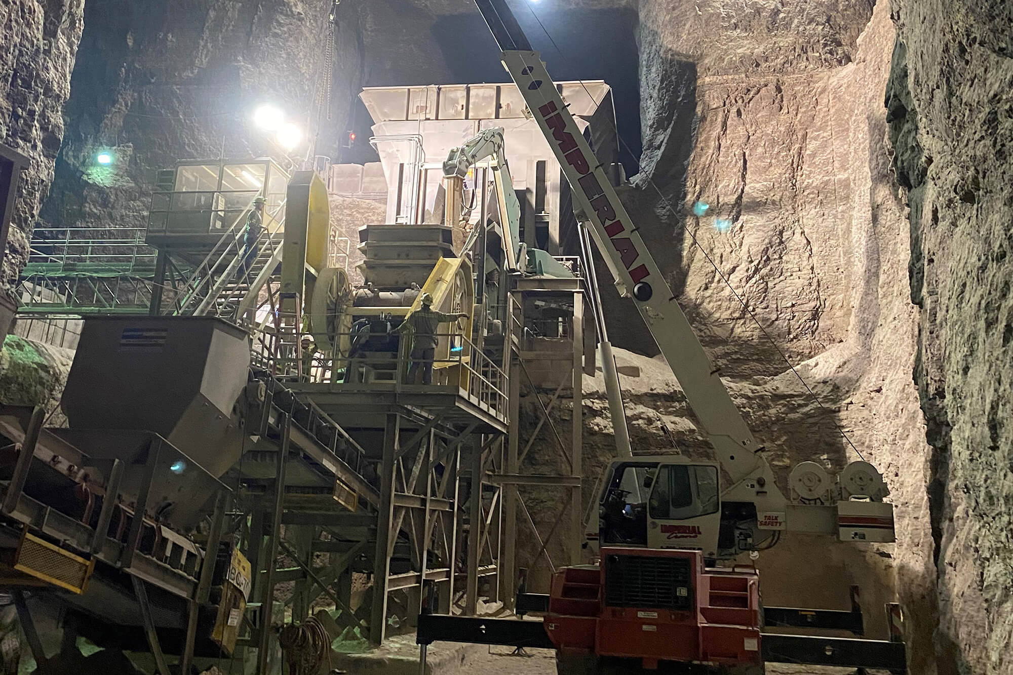 Service | Rock Machinery | Allenton, WI | Sales Representative / Dealer ...